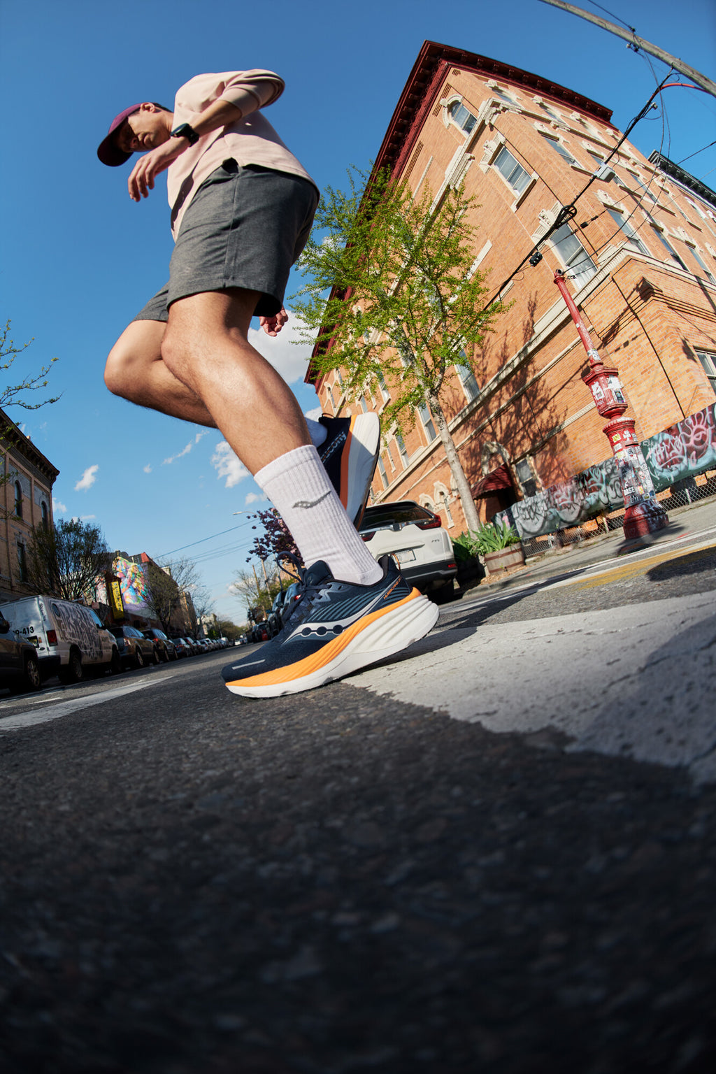 Women's Clothing Size Chart – Saucony PH